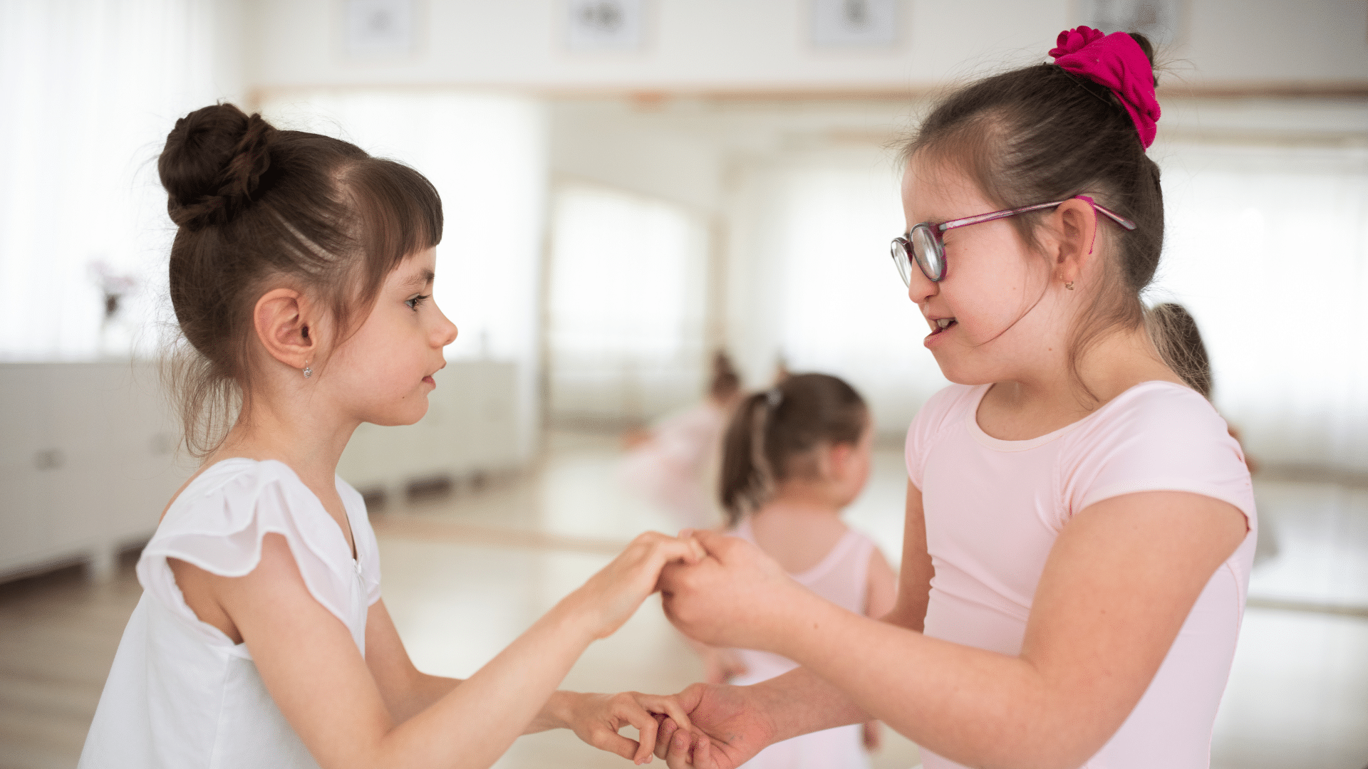 Educación Social en la Actualidad: 10 Funciones y Áreas - Instituto SIAC